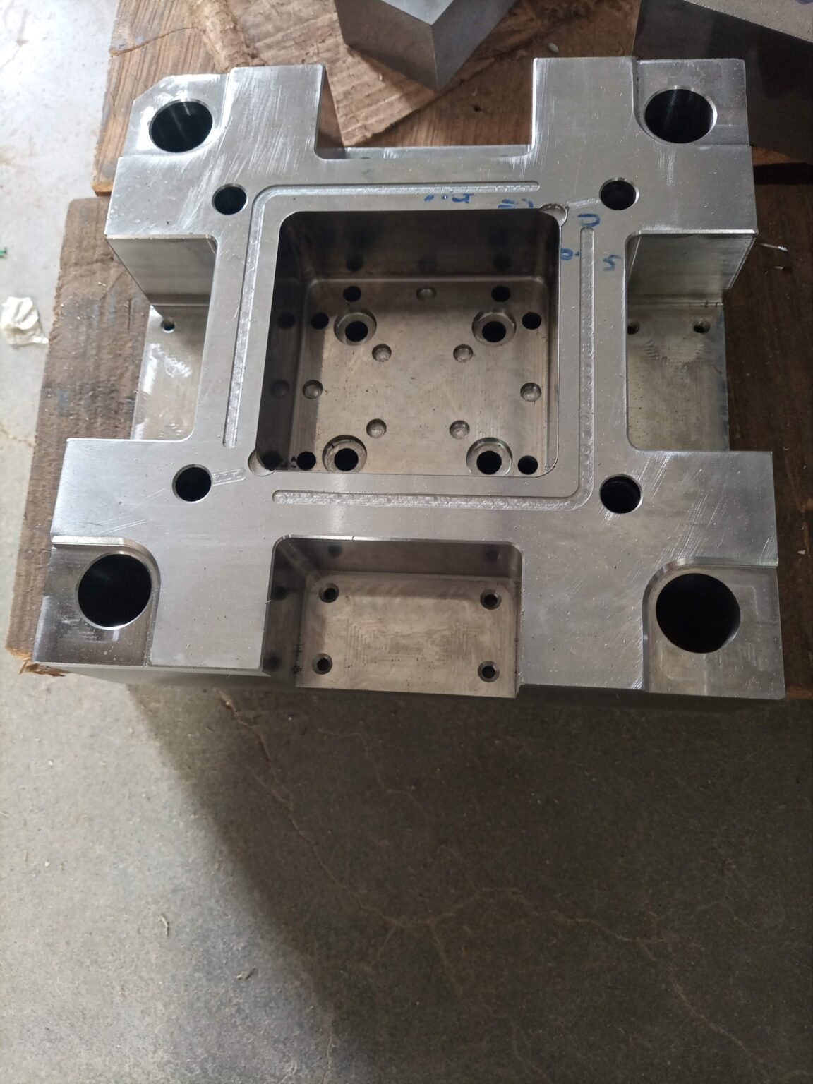 Products - DJ PLASTICS